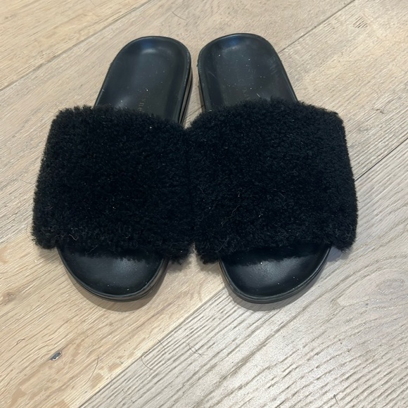 Jenni Kayne | Shoes | Jenni Kayne Shearling Slides | Poshmark